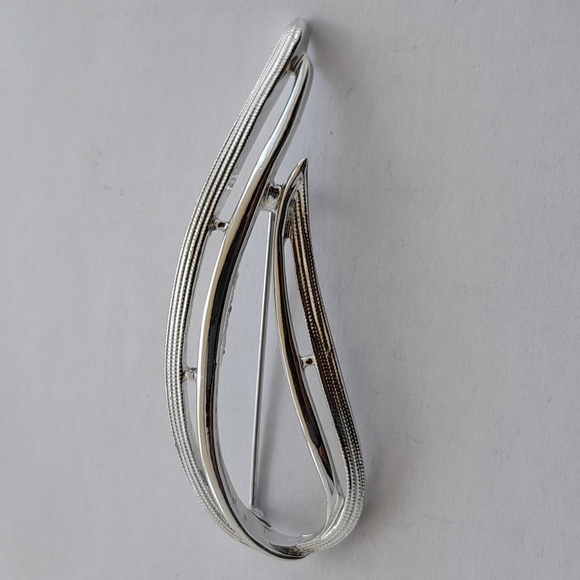 Sarah Coventry | Jewelry | Vintage Sarah Coventry Silver Brooch | Poshmark